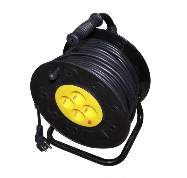 Vezi Rola cablu, 4 prize, 25m la cel mai bun pret pe Teleshop Romania